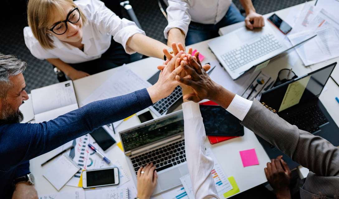 Playing to Win: Why Businesses Should Adopt a Sports Team Mentality ...